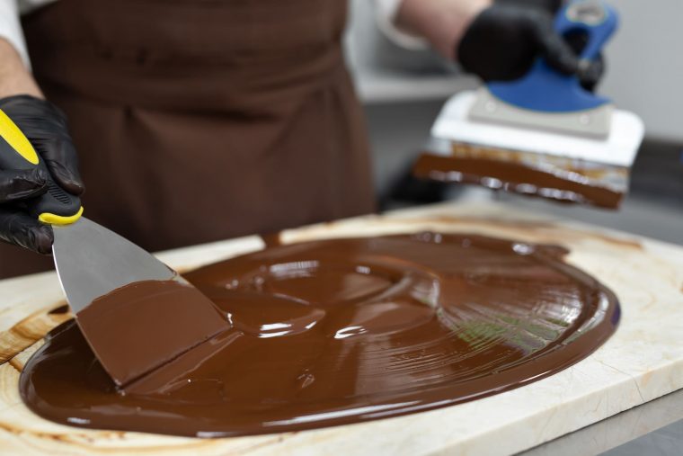 Los maestros chocolateros y su delicioso arte - Torras