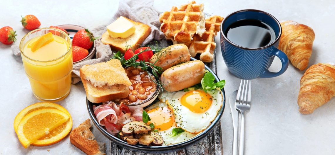Descubre qué es un brunch, cuando se come y cómo prepararlo